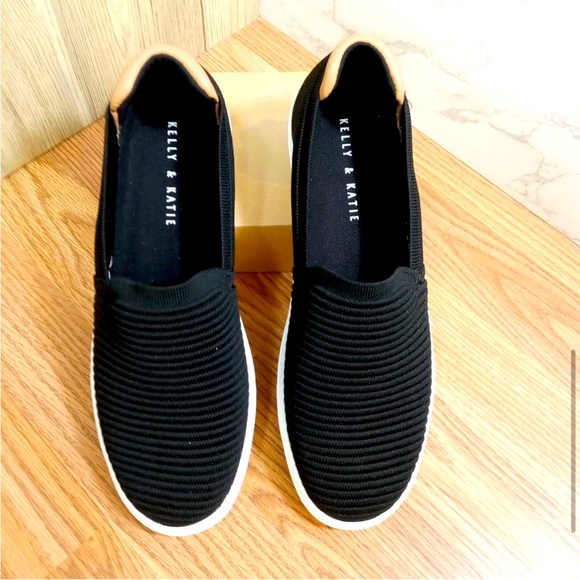 Kelly & Katie | Shoes | Kelly Katie Black Ribbed Slipon Shoes Wleather ...
